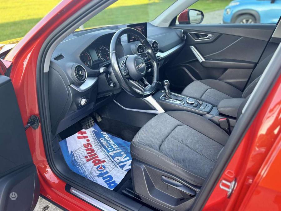 Orange Audi Q2 2017 in Kaunas, with an engine capacity of 1.60 L and mileage of 292 thousand km for 12800 €, photo 17 on AUTOMOTO.COM.LV