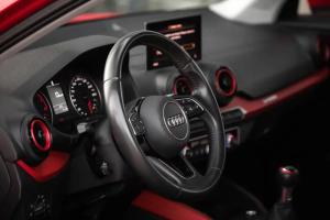 Sarkans Audi Q2 2019 Jelgava, ar dzinēja tilpumu 1.00 L un nobraukumu 299 tūkst. km par 9500 €, foto 13 vietnē AUTOMOTO.COM.LV
