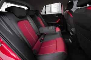 Sarkans Audi Q2 2019 Jelgava, ar dzinēja tilpumu 1.00 L un nobraukumu 299 tūkst. km par 9500 €, foto 17 vietnē AUTOMOTO.COM.LV