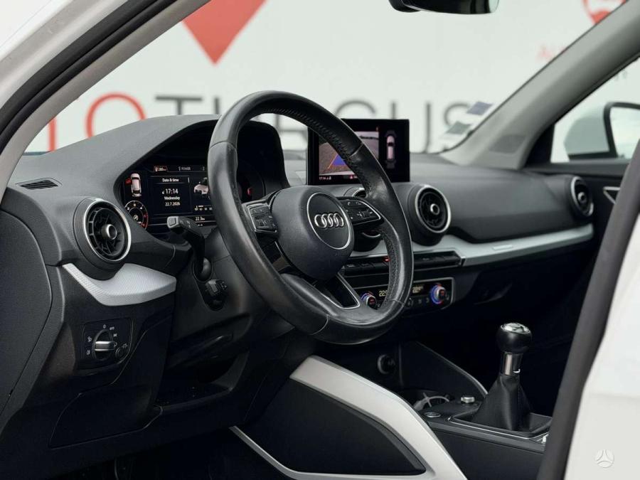 Balts Audi Q2 2016 Tauragė, ar dzinēja tilpumu 1.60 L un nobraukumu 158 tūkst. km par 11800 €, foto 47 vietnē AUTOMOTO.COM.LV