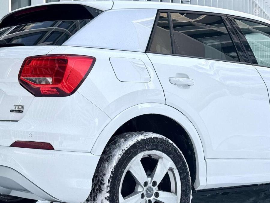 White Audi Q2 2017 in Vilnius, with an engine capacity of 1.97 L and mileage of 211 thousand km for 14990 €, photo 6 on AUTOMOTO.COM.LV
