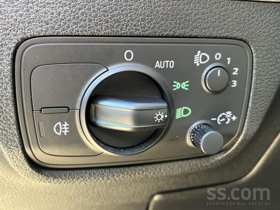 Balts Audi Q2 2017 Rīga, ar dzinēja tilpumu 1.40 L un nobraukumu 76 tūkst. km par 16500 €, foto 17 vietnē AUTOMOTO.COM.LV
