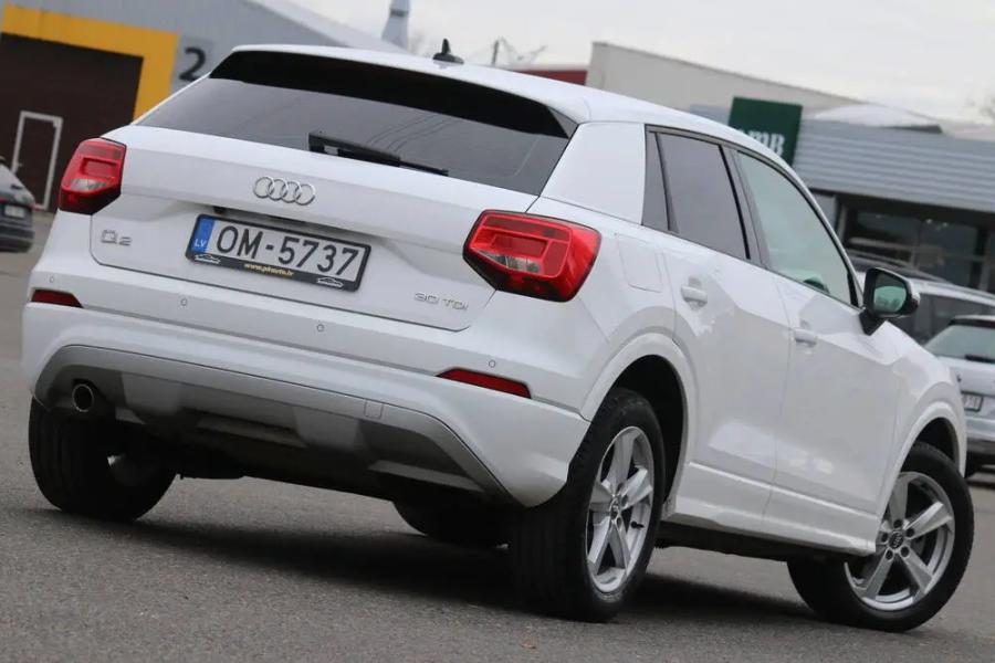 White Audi Q2 2018 in Riga, with an engine capacity of 1.60 L and mileage of 169 thousand km for 14490 €, photo 3 on AUTOMOTO.COM.LV