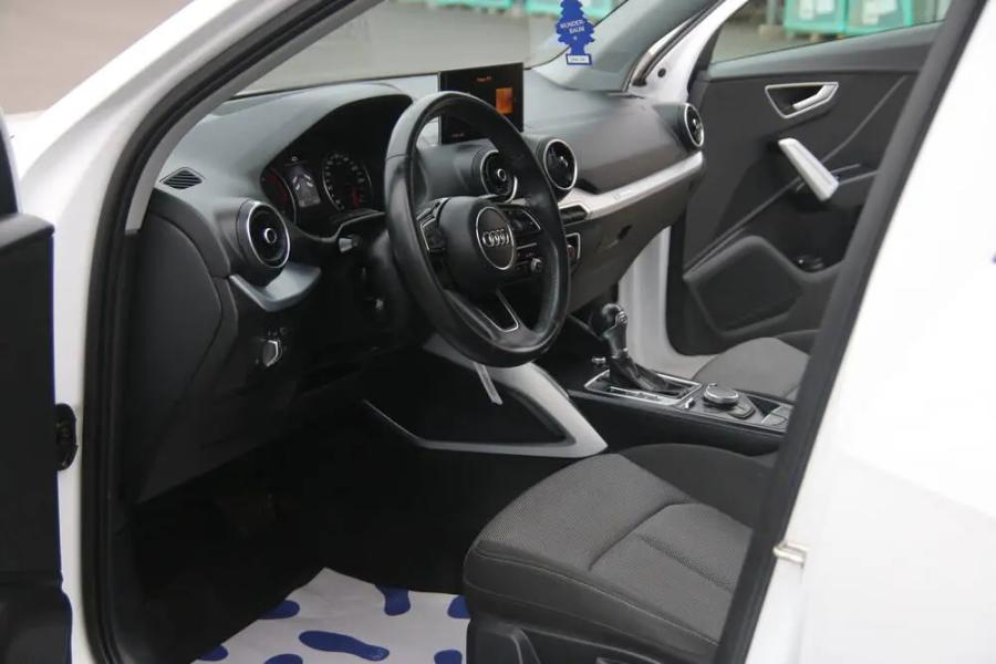 White Audi Q2 2018 in Riga, with an engine capacity of 1.60 L and mileage of 169 thousand km for 14490 €, photo 8 on AUTOMOTO.COM.LV