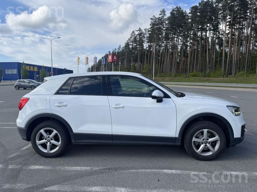White Audi Q2 2018 in Riga, with an engine capacity of 1.40 L and mileage of 170 thousand km for 12300 €, photo 6 on AUTOMOTO.COM.LV