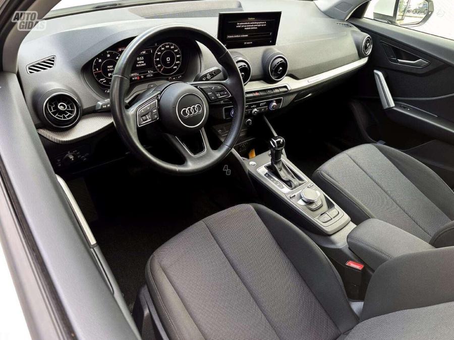 Balts Audi Q2 2021 Kauņa, ar dzinēja tilpumu 2.00 L un nobraukumu 138 tūkst. km par 17900 €, foto 5 vietnē AUTOMOTO.COM.LV