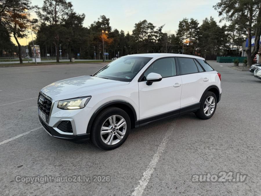 White Audi Q2 2021 in Tallinn, with an engine capacity of 1.50 L and mileage of 65 thousand km for 19600 €, photo 5 on AUTOMOTO.COM.LV