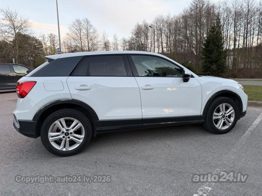 White Audi Q2 2021 in Tallinn, with an engine capacity of 1.50 L and mileage of 65 thousand km for 19600 €, photo 14 on AUTOMOTO.COM.LV