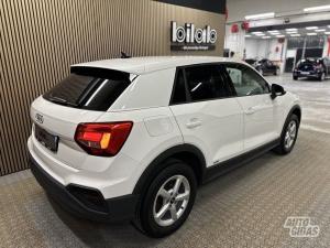 White Audi Q2 2022 in Kaunas, with an engine capacity of 0.00 L and mileage of 42 thousand km for 24305 €, photo 4 on AUTOMOTO.COM.LV