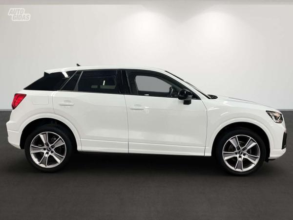 Balts Audi Q2 2022 Kauņa, ar dzinēja tilpumu 1.00 L un nobraukumu 62 tūkst. km par 23458 €, foto 4 vietnē AUTOMOTO.COM.LV
