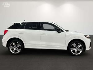 White Audi Q2 2022 in Kaunas, with an engine capacity of 1.00 L and mileage of 62 thousand km for 23458 €, photo 4 on AUTOMOTO.COM.LV