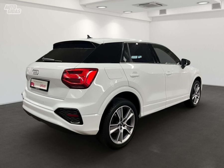 White Audi Q2 2022 in Kaunas, with an engine capacity of 1.00 L and mileage of 62 thousand km for 23458 €, photo 5 on AUTOMOTO.COM.LV