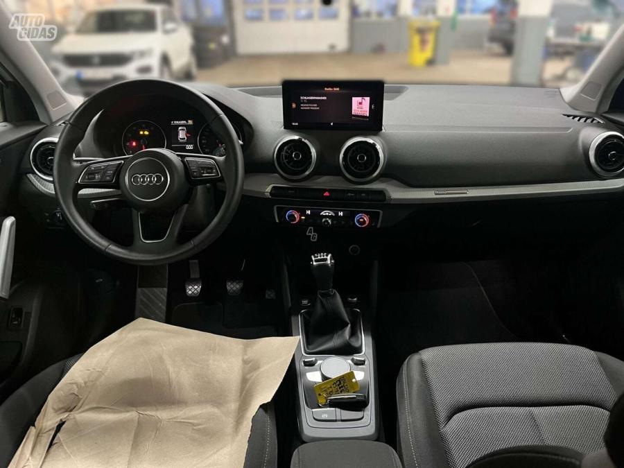 White Audi Q2 2022 in Kaunas, with an engine capacity of 1.00 L and mileage of 62 thousand km for 23458 €, photo 13 on AUTOMOTO.COM.LV