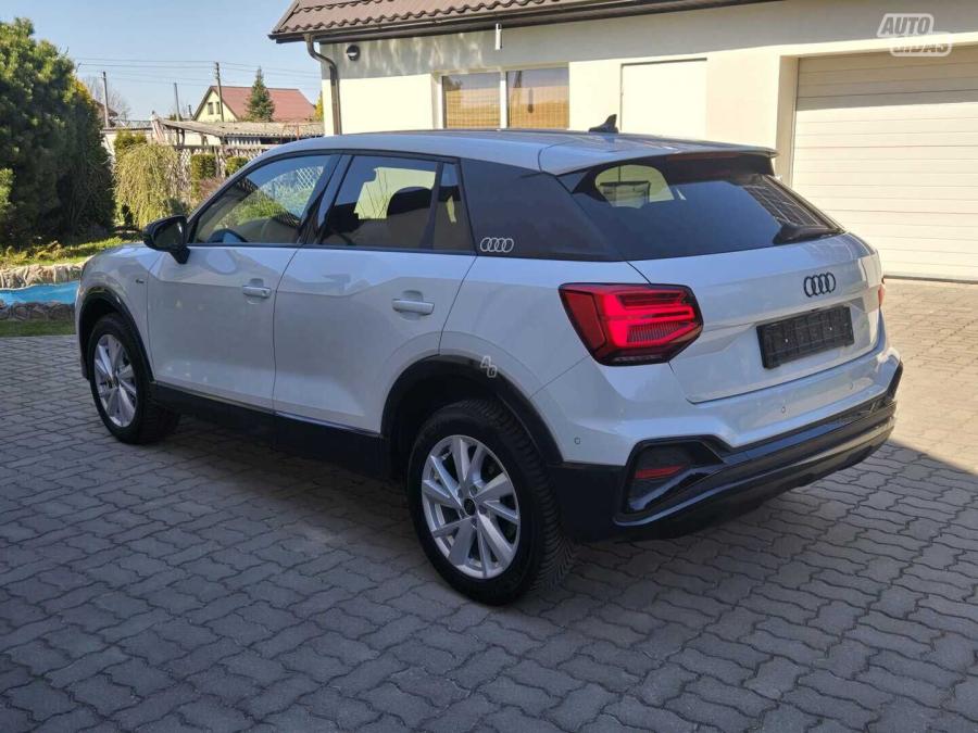 Balts Audi Q2 2023 Marijampole, ar dzinēja tilpumu 1.50 L un nobraukumu 21 tūkst. km par 21800 €, foto 5 vietnē AUTOMOTO.COM.LV