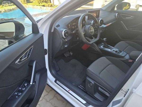 Balts Audi Q2 2023 Marijampole, ar dzinēja tilpumu 1.50 L un nobraukumu 21 tūkst. km par 21800 €, foto 7 vietnē AUTOMOTO.COM.LV