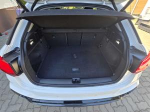 Balts Audi Q2 2023 Marijampole, ar dzinēja tilpumu 1.50 L un nobraukumu 21 tūkst. km par 21800 €, foto 21 vietnē AUTOMOTO.COM.LV