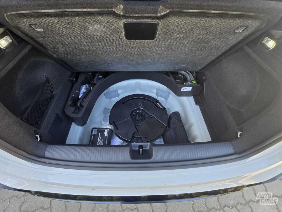 Balts Audi Q2 2023 Marijampole, ar dzinēja tilpumu 1.50 L un nobraukumu 21 tūkst. km par 21800 €, foto 23 vietnē AUTOMOTO.COM.LV
