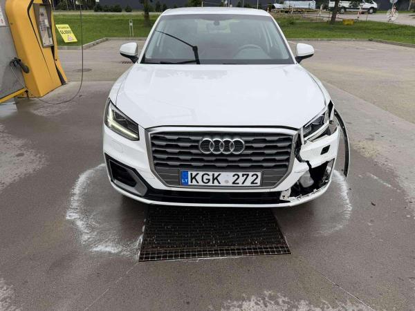 White Audi Q2 2017 in Kaunas, with an engine capacity of 1.40 L and mileage of 104 thousand km for 7150 €, photo 2 on AUTOMOTO.COM.LV