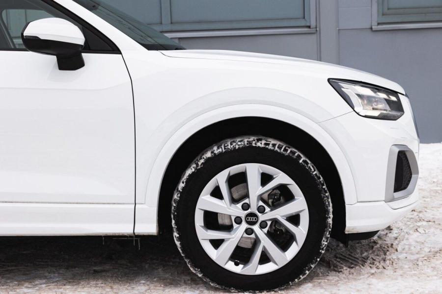 White Audi Q2 2024 in Ventspils, with an engine capacity of 1.50 L and mileage of 13 thousand km for 28800 €, photo 35 on AUTOMOTO.COM.LV