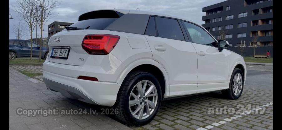 White Audi Q2 2017 in Tallinn, with an engine capacity of 1.60 L and mileage of 95 thousand km for 16000 €, photo 2 on AUTOMOTO.COM.LV