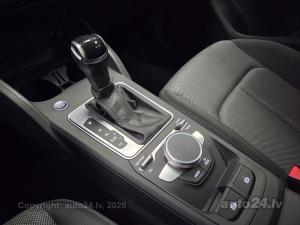 White Audi Q2 2021 in Tallinn, with an engine capacity of 1.50 L and mileage of 66 thousand km for 19900 €, photo 13 on AUTOMOTO.COM.LV