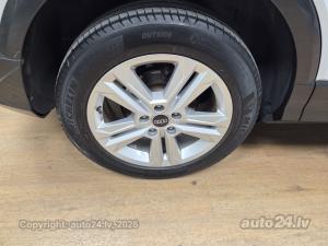 White Audi Q2 2021 in Tallinn, with an engine capacity of 1.50 L and mileage of 66 thousand km for 19900 €, photo 22 on AUTOMOTO.COM.LV