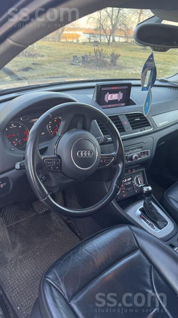 Black Audi Q3 2011 in Ventspils, with an engine capacity of 2.00 L and mileage of 305 thousand km for 8100 €, photo 10 on AUTOMOTO.COM.LV