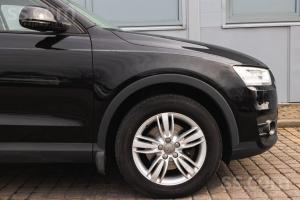 Black Audi Q3 2012 in Ventspils, with an engine capacity of 2.00 L and mileage of 185 thousand km for 11950 €, photo 9 on AUTOMOTO.COM.LV