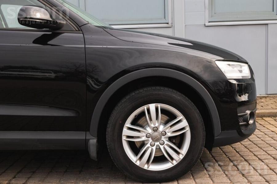 Black Audi Q3 2012 in Ventspils, with an engine capacity of 2.00 L and mileage of 185 thousand km for 11950 €, photo 9 on AUTOMOTO.COM.LV