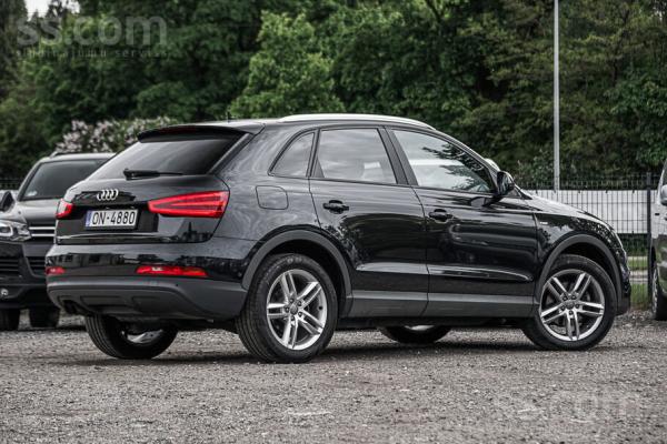 Black Audi Q3 2012 in Riga, with an engine capacity of 2.00 L and mileage of 153 thousand km for 12990 €, photo 4 on AUTOMOTO.COM.LV