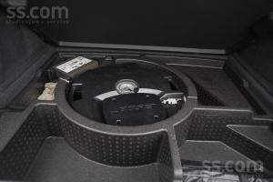 Black Audi Q3 2012 in Riga, with an engine capacity of 2.00 L and mileage of 153 thousand km for 12990 €, photo 28 on AUTOMOTO.COM.LV