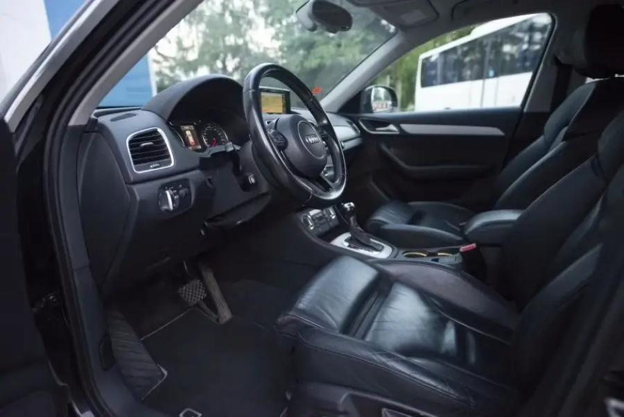Melns Audi Q3 2012 Grobiņa, ar dzinēja tilpumu 2.00 L un nobraukumu 220 tūkst. km par 13900 €, foto 19 vietnē AUTOMOTO.COM.LV