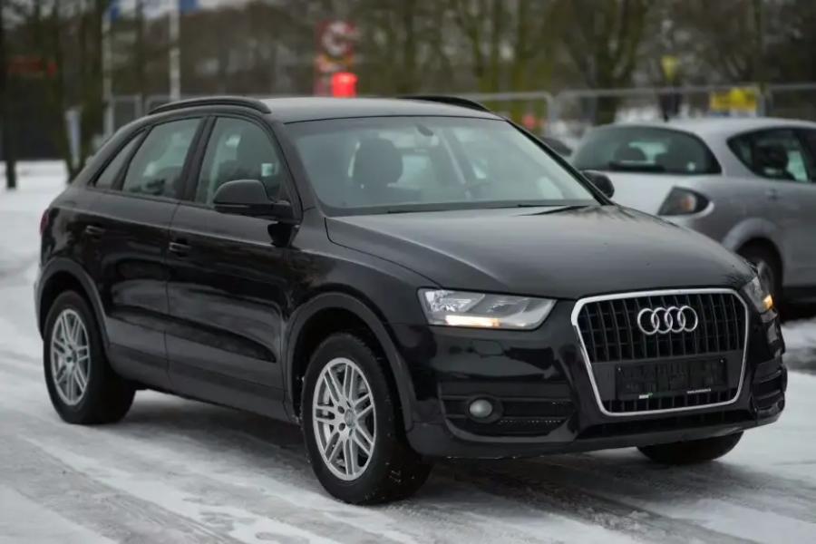 Melns Audi Q3 2012 Liepāja, ar dzinēja tilpumu 2.00 L un nobraukumu 225 tūkst. km par 13350 €, foto 6 vietnē AUTOMOTO.COM.LV