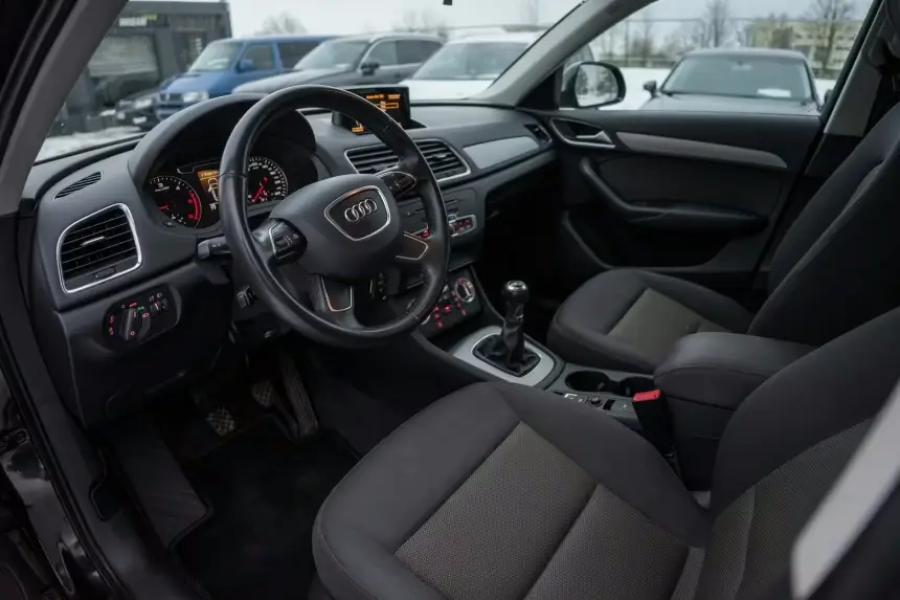Melns Audi Q3 2012 Liepāja, ar dzinēja tilpumu 2.00 L un nobraukumu 225 tūkst. km par 13350 €, foto 10 vietnē AUTOMOTO.COM.LV