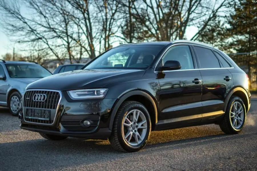Melns Audi Q3 2012 Liepāja, ar dzinēja tilpumu 2.00 L un nobraukumu 203 tūkst. km par 16250 €, foto 1 vietnē AUTOMOTO.COM.LV