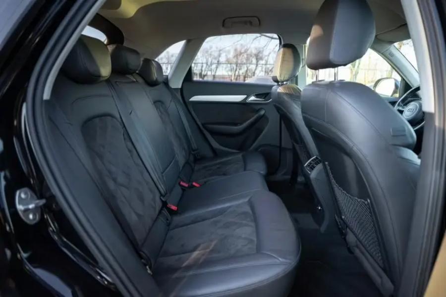 Melns Audi Q3 2012 Liepāja, ar dzinēja tilpumu 2.00 L un nobraukumu 203 tūkst. km par 16250 €, foto 13 vietnē AUTOMOTO.COM.LV
