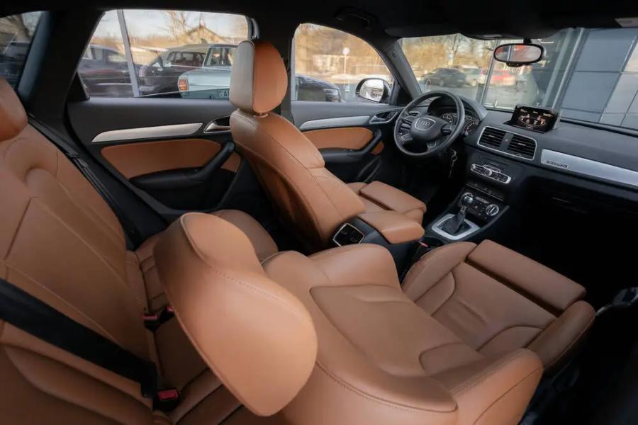 Melns Audi Q3 2012 Jelgava, ar dzinēja tilpumu 2.00 L un nobraukumu 189 tūkst. km par 11790 €, foto 18 vietnē AUTOMOTO.COM.LV