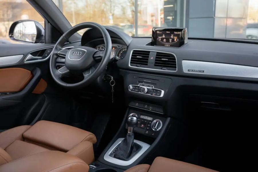 Melns Audi Q3 2012 Jelgava, ar dzinēja tilpumu 2.00 L un nobraukumu 189 tūkst. km par 11790 €, foto 19 vietnē AUTOMOTO.COM.LV