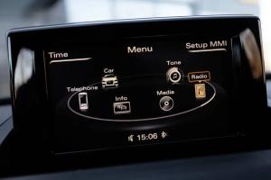 Melns Audi Q3 2012 Jelgava, ar dzinēja tilpumu 2.00 L un nobraukumu 189 tūkst. km par 11790 €, foto 25 vietnē AUTOMOTO.COM.LV