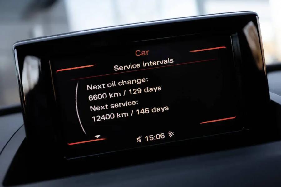 Melns Audi Q3 2012 Jelgava, ar dzinēja tilpumu 2.00 L un nobraukumu 189 tūkst. km par 11790 €, foto 26 vietnē AUTOMOTO.COM.LV