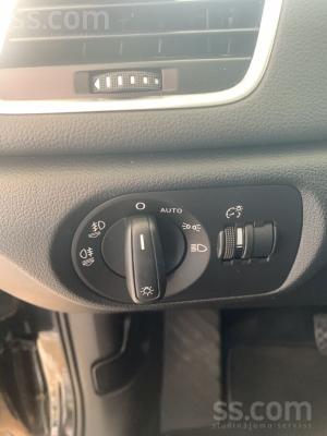 Black Audi Q3 2012 in Ogre, with an engine capacity of 2.00 L and mileage of 210 thousand km for 10770 €, photo 19 on AUTOMOTO.COM.LV