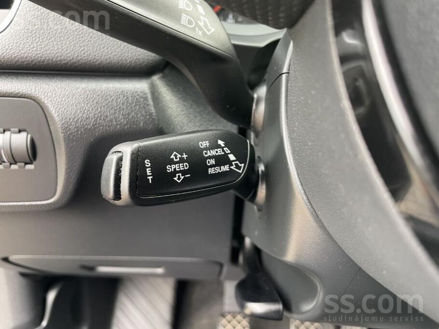 Black Audi Q3 2012 in Ogre, with an engine capacity of 2.00 L and mileage of 188 thousand km for 11970 €, photo 17 on AUTOMOTO.COM.LV