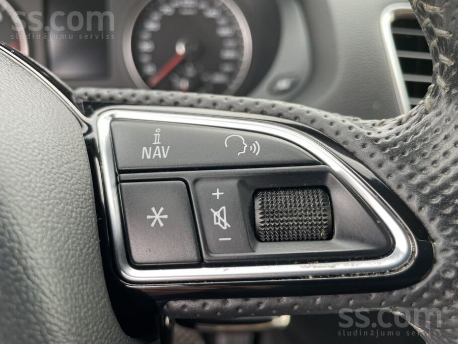 Black Audi Q3 2012 in Ogre, with an engine capacity of 2.00 L and mileage of 188 thousand km for 11970 €, photo 18 on AUTOMOTO.COM.LV