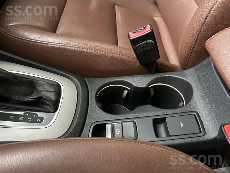 Melns Audi Q3 2012 Rīga, ar dzinēja tilpumu 2.00 L un nobraukumu 0 tūkst. km par 9990 €, foto 11 vietnē AUTOMOTO.COM.LV