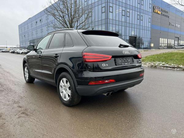 Black Audi Q3 2013 in Panevezys, with an engine capacity of 1.97 L and mileage of 242 thousand km for 8999 €, photo 5 on AUTOMOTO.COM.LV