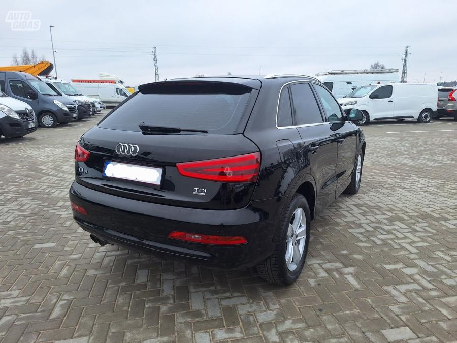 Black Audi Q3 2013 in Taurage, with an engine capacity of 2.00 L and mileage of 125 thousand km for 9799 €, photo 5 on AUTOMOTO.COM.LV