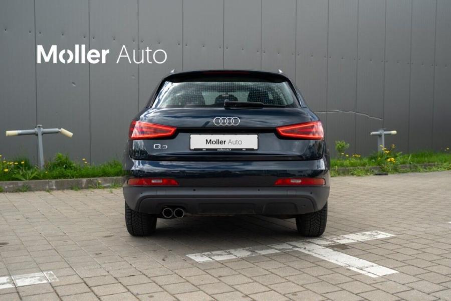Black Audi Q3 2013 in Vilnius, with an engine capacity of 2.00 L and mileage of 62 thousand km for 12550 €, photo 8 on AUTOMOTO.COM.LV