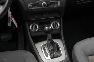 Black Audi Q3 2013 in Vilnius, with an engine capacity of 2.00 L and mileage of 62 thousand km for 12550 €, photo 13 on AUTOMOTO.COM.LV