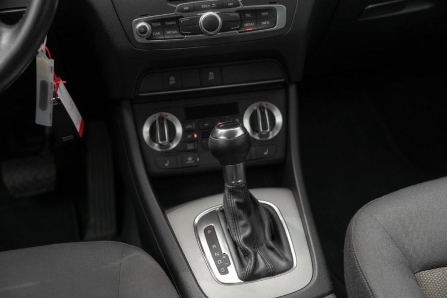 Black Audi Q3 2013 in Vilnius, with an engine capacity of 2.00 L and mileage of 62 thousand km for 12550 €, photo 13 on AUTOMOTO.COM.LV