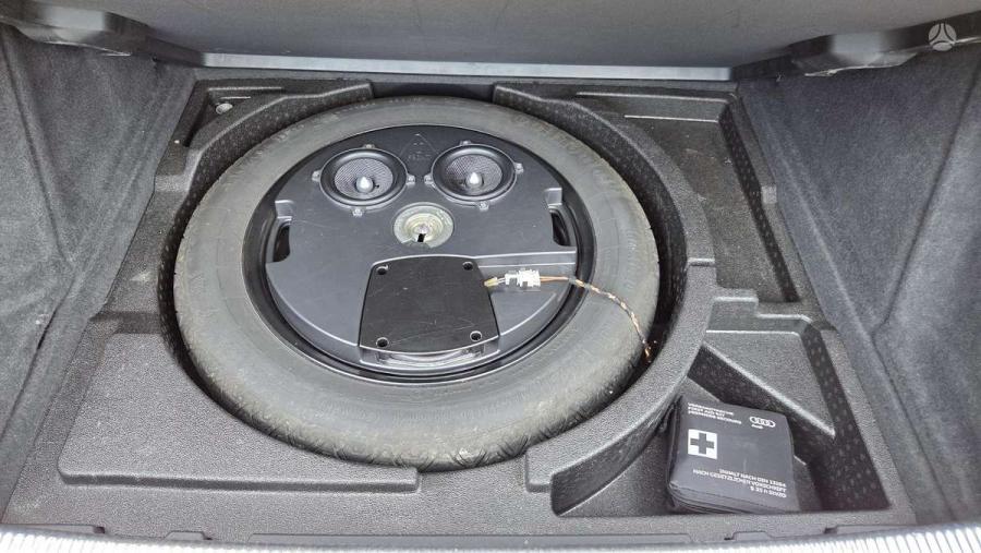 Black Audi Q3 2013 in Kaunas, with an engine capacity of 1.97 L and mileage of 228 thousand km for 11100 €, photo 23 on AUTOMOTO.COM.LV
